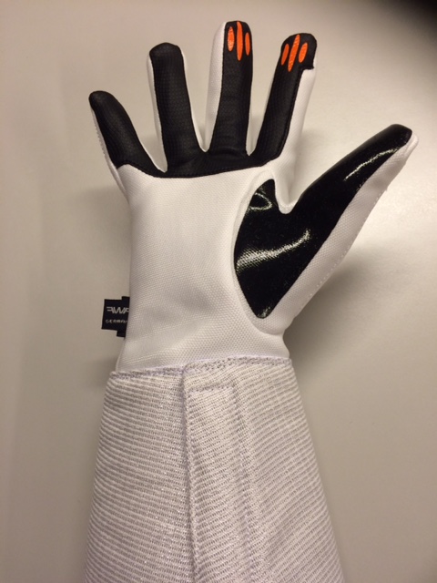 FIE Sabre Gloves Required for US Fencing - We review 9 brands